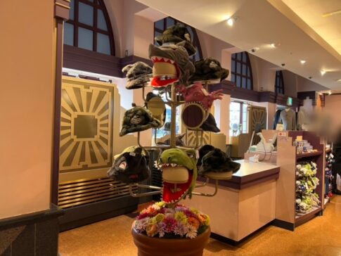 USJグッズショップのユニバーサルスタジオセレクトまとめ！ジョーズや地球儀グッズを販売中 | USJハック